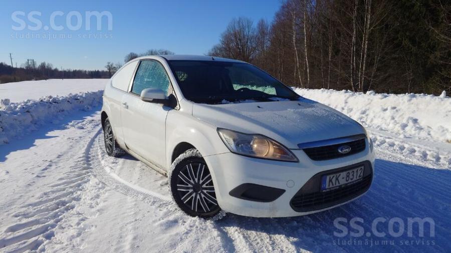Balts Ford Focus 2010 Jēkabpils, ar dzinēja tilpumu 1.60 L un nobraukumu 300 tūkst. km par 1350 €, foto 1 vietnē AUTOMOTO.COM.LV