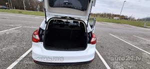White Ford Focus 2011 in Tartu, with an engine capacity of 1.60 L and mileage of 320 thousand km for 2800 €, photo 11 on AUTOMOTO.COM.LV