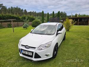 White Ford Focus 2011 in Tallinn, with an engine capacity of 1.60 L and mileage of 231 thousand km for 4499 €, photo  on AUTOMOTO.COM.LV
