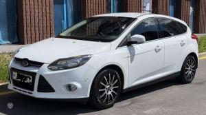 White Ford Focus 2012 in Vilnius, with an engine capacity of 1.00 L and mileage of 300 thousand km for 2750 €, photo  on AUTOMOTO.COM.LV