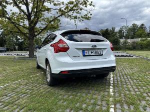 Balts Ford Focus 2012 Kauņa, ar dzinēja tilpumu 1.60 L un nobraukumu 251 tūkst. km par 2700 €, foto 5 vietnē AUTOMOTO.COM.LV