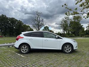 Balts Ford Focus 2012 Kauņa, ar dzinēja tilpumu 1.60 L un nobraukumu 251 tūkst. km par 2700 €, foto 7 vietnē AUTOMOTO.COM.LV