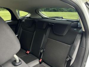 Balts Ford Focus 2012 Kauņa, ar dzinēja tilpumu 1.60 L un nobraukumu 251 tūkst. km par 2700 €, foto 14 vietnē AUTOMOTO.COM.LV
