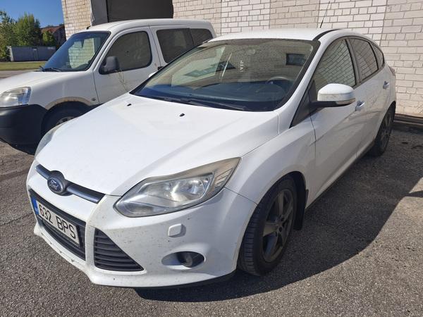 White Ford Focus 2012 in Tallinn, with an engine capacity of 0.00 L and mileage of 372 thousand km for 1900 €, photo 1 on AUTOMOTO.COM.LV