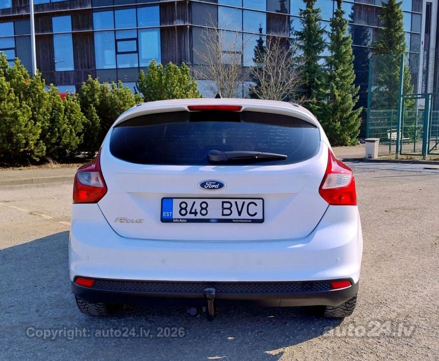 Balts Ford Focus 2013 Tallina, ar dzinēja tilpumu 1.60 L un nobraukumu 232 tūkst. km par 4850 €, foto 5 vietnē AUTOMOTO.COM.LV