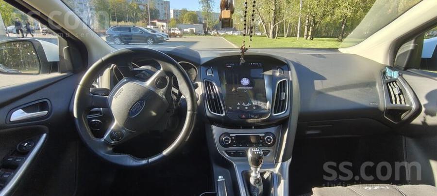 Balts Ford Focus 2013 Rīga, ar dzinēja tilpumu 1.00 L un nobraukumu 211 tūkst. km par 4100 €, foto 15 vietnē AUTOMOTO.COM.LV