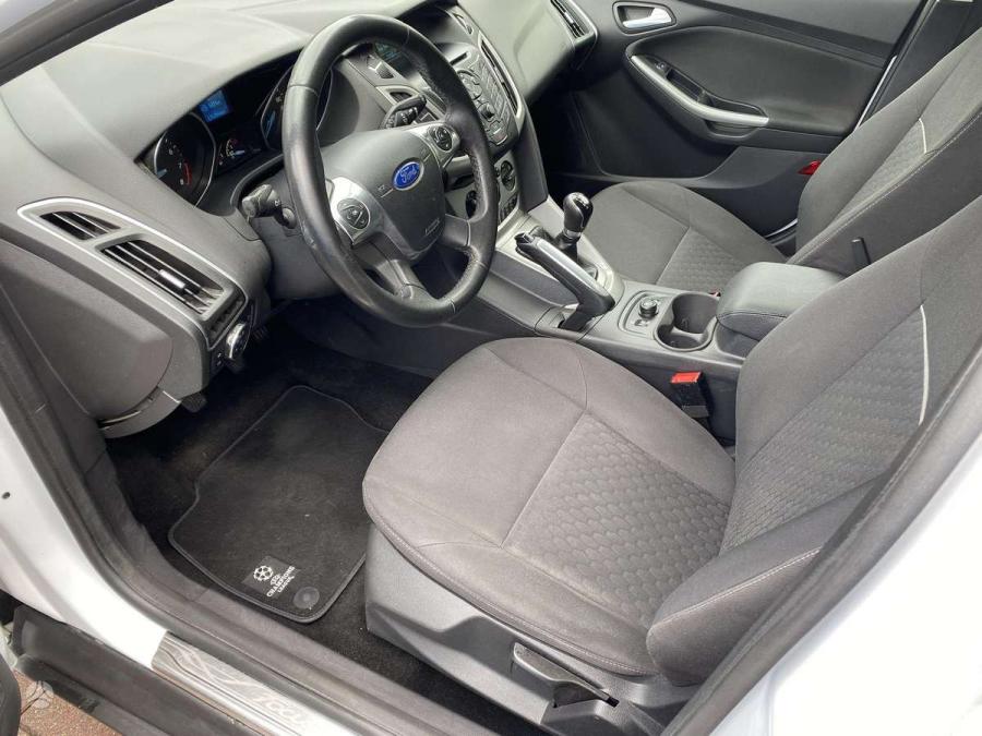 White Ford Focus 2013 in Klaipeda, with an engine capacity of 1.00 L and mileage of 176 thousand km for 3500 €, photo 8 on AUTOMOTO.COM.LV