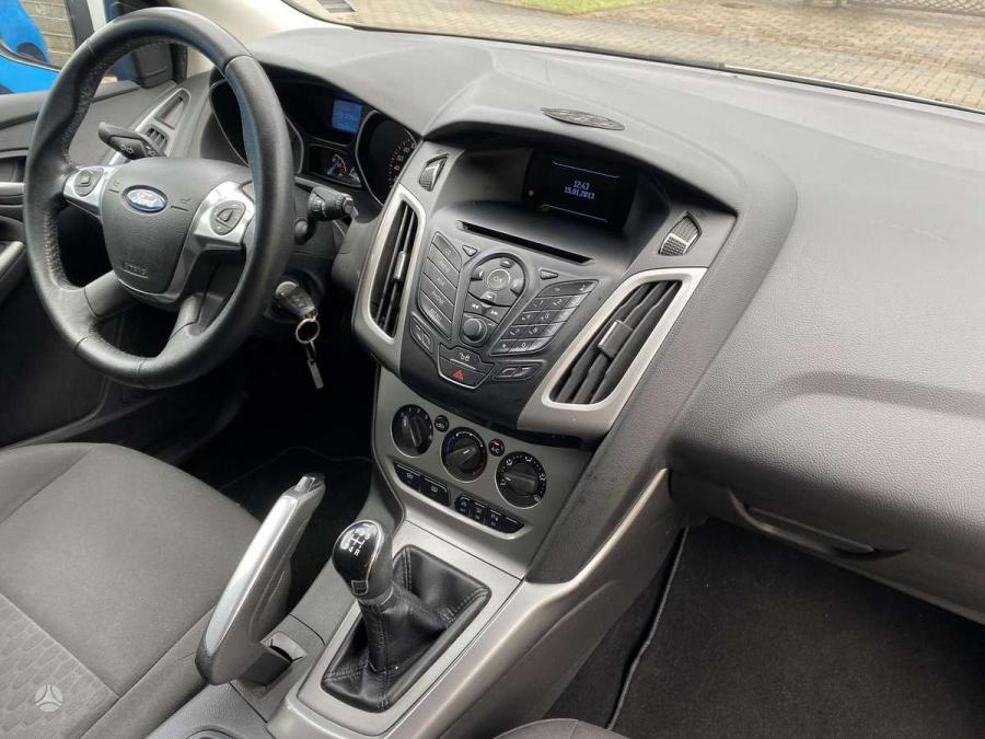 White Ford Focus 2013 in Klaipeda, with an engine capacity of 1.00 L and mileage of 176 thousand km for 3500 €, photo 10 on AUTOMOTO.COM.LV