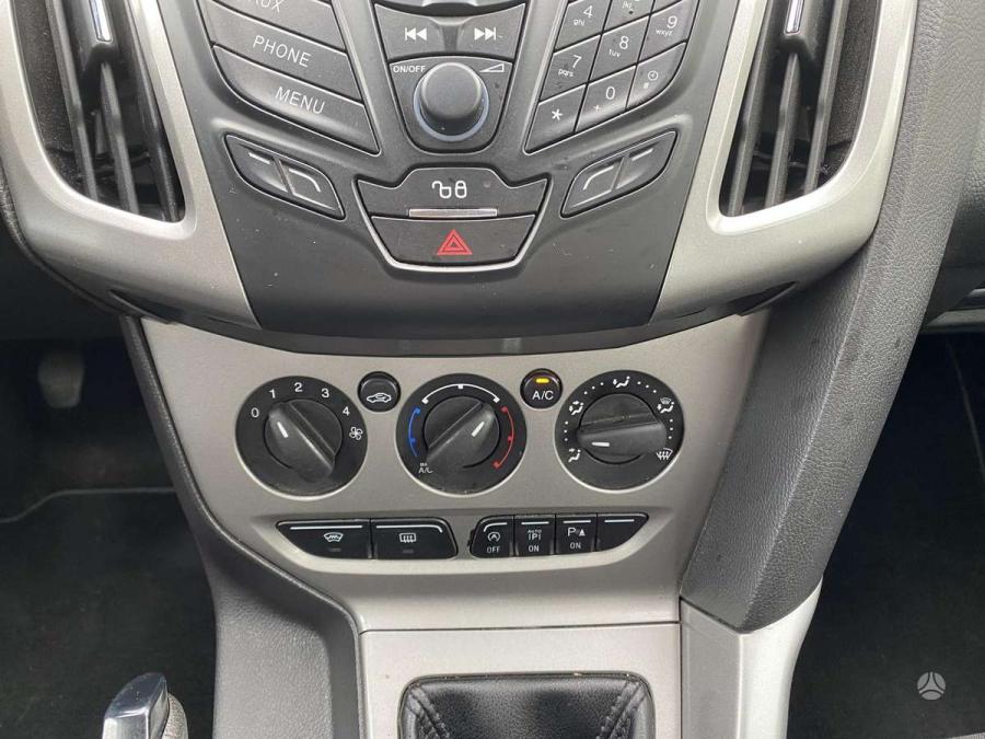 White Ford Focus 2013 in Klaipeda, with an engine capacity of 1.00 L and mileage of 176 thousand km for 3500 €, photo 13 on AUTOMOTO.COM.LV