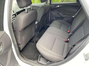 White Ford Focus 2013 in Klaipeda, with an engine capacity of 1.00 L and mileage of 176 thousand km for 3500 €, photo 15 on AUTOMOTO.COM.LV
