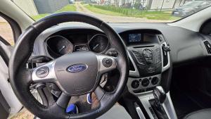 White Ford Focus 2013 in Vilnius, with an engine capacity of 2.00 L and mileage of 192 thousand km for 2900 €, photo 4 on AUTOMOTO.COM.LV