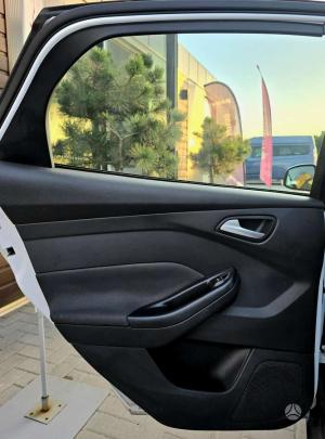 Balts Ford Focus 2013 Tauragė, ar dzinēja tilpumu 1.00 L un nobraukumu 217 tūkst. km par 3800 €, foto 29 vietnē AUTOMOTO.COM.LV