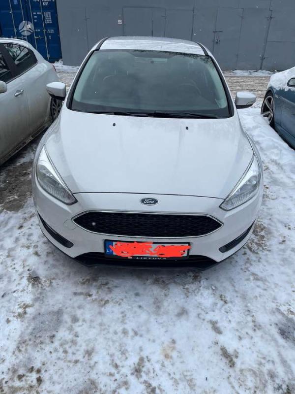 White Ford Focus 2014 in Vilnius, with an engine capacity of 2.00 L and mileage of 140 thousand km for 4300 €, photo 3 on AUTOMOTO.COM.LV