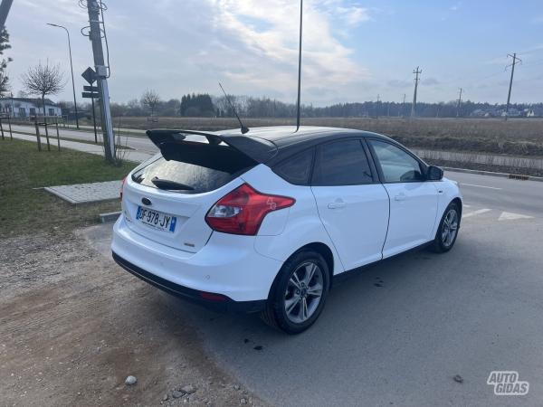 Balts Ford Focus 2014 Tauragė, ar dzinēja tilpumu 1.00 L un nobraukumu 149 tūkst. km par 5499 €, foto 6 vietnē AUTOMOTO.COM.LV