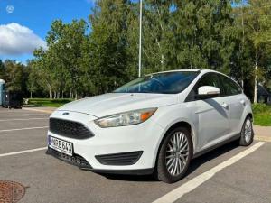 White Ford Focus 2015 in Siauliai, with an engine capacity of 2.00 L and mileage of 91 thousand km for 6300 €, photo 3 on AUTOMOTO.COM.LV