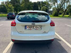 White Ford Focus 2015 in Siauliai, with an engine capacity of 2.00 L and mileage of 91 thousand km for 6300 €, photo 5 on AUTOMOTO.COM.LV