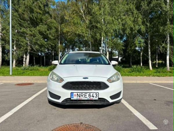 White Ford Focus 2015 in Siauliai, with an engine capacity of 2.00 L and mileage of 91 thousand km for 6300 €, photo 10 on AUTOMOTO.COM.LV