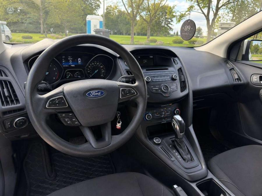 Balts Ford Focus 2015 Šauļi, ar dzinēja tilpumu 2.00 L un nobraukumu 91 tūkst. km par 6300 €, foto 15 vietnē AUTOMOTO.COM.LV