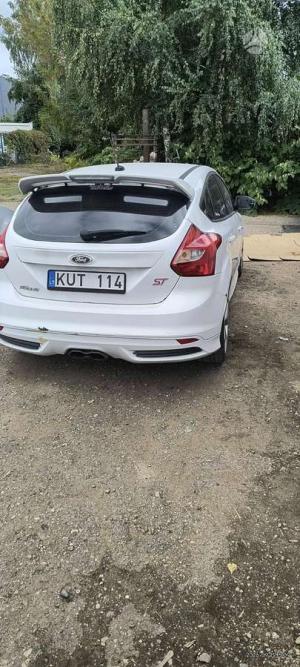 Balts Ford Focus 2015 Kauņa, ar dzinēja tilpumu 2.00 L un nobraukumu 18 tūkst. km par 4750 €, foto 8 vietnē AUTOMOTO.COM.LV