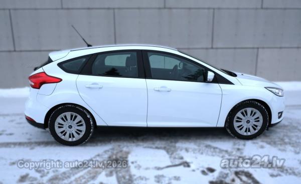 White Ford Focus 2016 in Tallinn, with an engine capacity of 1.00 L and mileage of 124 thousand km for 6999 €, photo 3 on AUTOMOTO.COM.LV