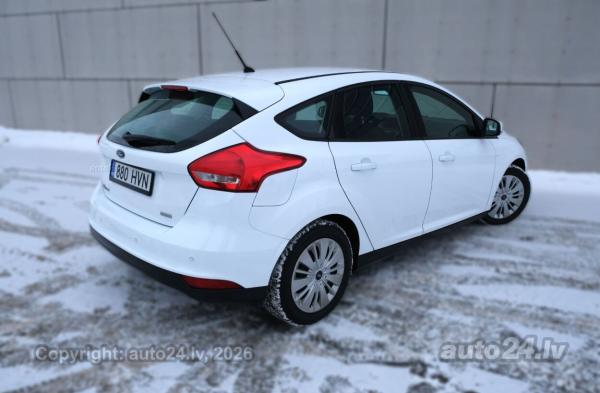 White Ford Focus 2016 in Tallinn, with an engine capacity of 1.00 L and mileage of 124 thousand km for 6999 €, photo 7 on AUTOMOTO.COM.LV