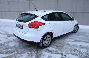 Balts Ford Focus 2016 Tallina, ar dzinēja tilpumu 1.00 L un nobraukumu 124 tūkst. km par 6999 €, foto 7 vietnē AUTOMOTO.COM.LV