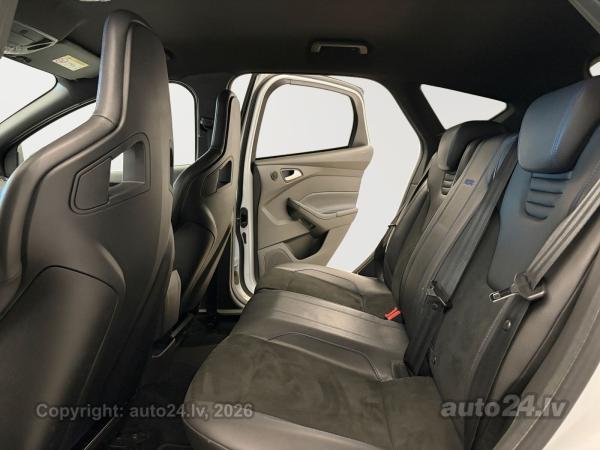 Balts Ford Focus 2016 Tallina, ar dzinēja tilpumu 2.30 L un nobraukumu 89 tūkst. km par 23000 €, foto 6 vietnē AUTOMOTO.COM.LV