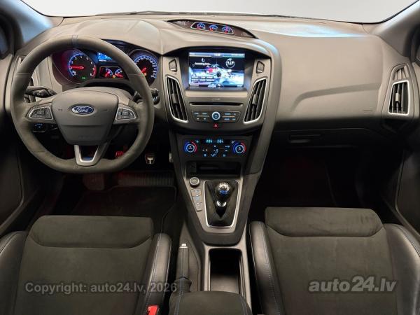 Balts Ford Focus 2016 Tallina, ar dzinēja tilpumu 2.30 L un nobraukumu 89 tūkst. km par 23000 €, foto 7 vietnē AUTOMOTO.COM.LV