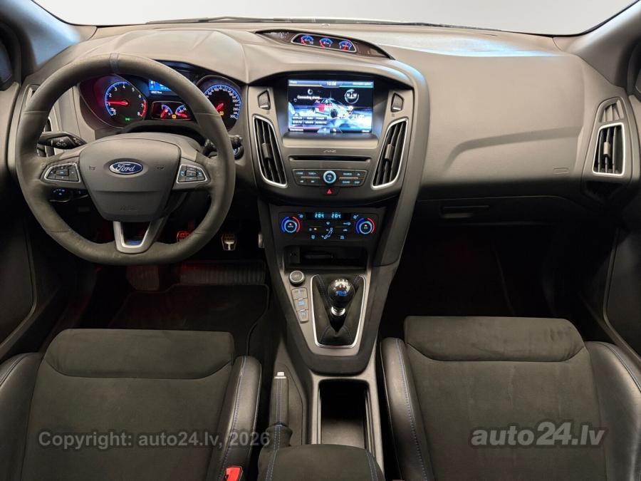 White Ford Focus 2016 in Tallinn, with an engine capacity of 2.30 L and mileage of 89 thousand km for 23000 €, photo 8 on AUTOMOTO.COM.LV