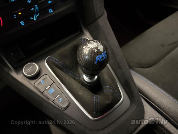 Balts Ford Focus 2016 Tallina, ar dzinēja tilpumu 2.30 L un nobraukumu 89 tūkst. km par 23000 €, foto 8 vietnē AUTOMOTO.COM.LV