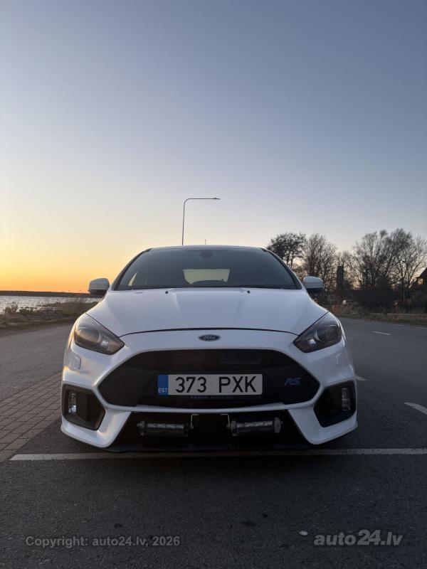 Balts Ford Focus 2016 Tallina, ar dzinēja tilpumu 2.30 L un nobraukumu 147 tūkst. km par 21000 €, foto 4 vietnē AUTOMOTO.COM.LV