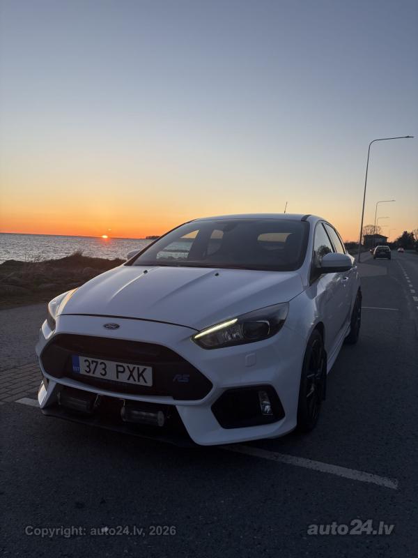 Balts Ford Focus 2016 Tallina, ar dzinēja tilpumu 2.30 L un nobraukumu 147 tūkst. km par 21000 €, foto 5 vietnē AUTOMOTO.COM.LV