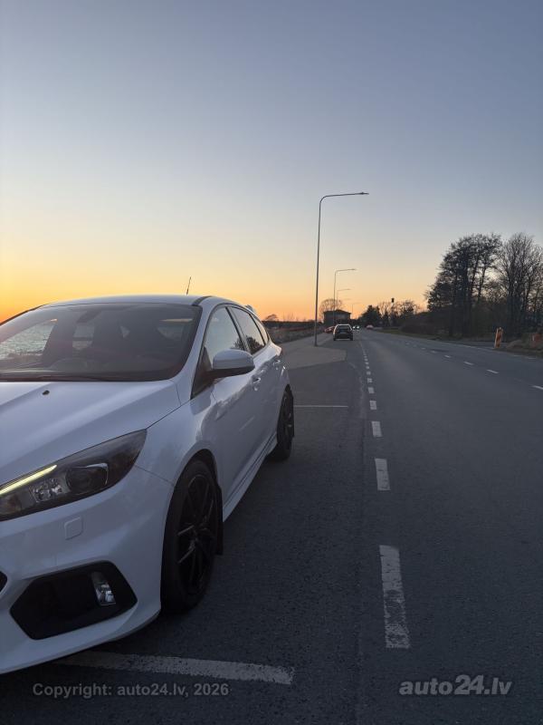 Balts Ford Focus 2016 Tallina, ar dzinēja tilpumu 2.30 L un nobraukumu 147 tūkst. km par 21000 €, foto 6 vietnē AUTOMOTO.COM.LV