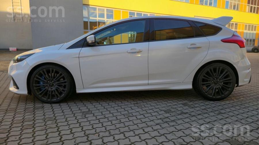 White Ford Focus 2016 in Riga, with an engine capacity of 2.30 L and mileage of 173 thousand km for 23000 €, photo 8 on AUTOMOTO.COM.LV