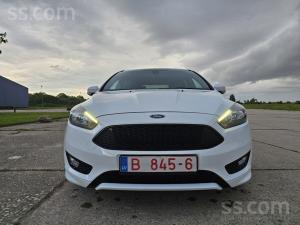 White Ford Focus 2016 in Liepaja, with an engine capacity of 1.00 L and mileage of 203 thousand km for 6450 €, photo  on AUTOMOTO.COM.LV
