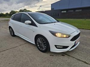 White Ford Focus 2016 in Riga, with an engine capacity of 1.00 L and mileage of 203 thousand km for 6450 €, photo 10 on AUTOMOTO.COM.LV