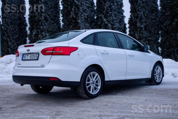 Balts Ford Focus 2017 Jelgava, ar dzinēja tilpumu 1.00 L un nobraukumu 137 tūkst. km par 7300 €, foto 6 vietnē AUTOMOTO.COM.LV