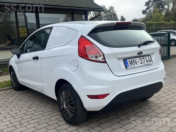 Balts Ford Focus 2017 Tukums, ar dzinēja tilpumu 1.50 L un nobraukumu 247 tūkst. km par 3500 €, foto 3 vietnē AUTOMOTO.COM.LV