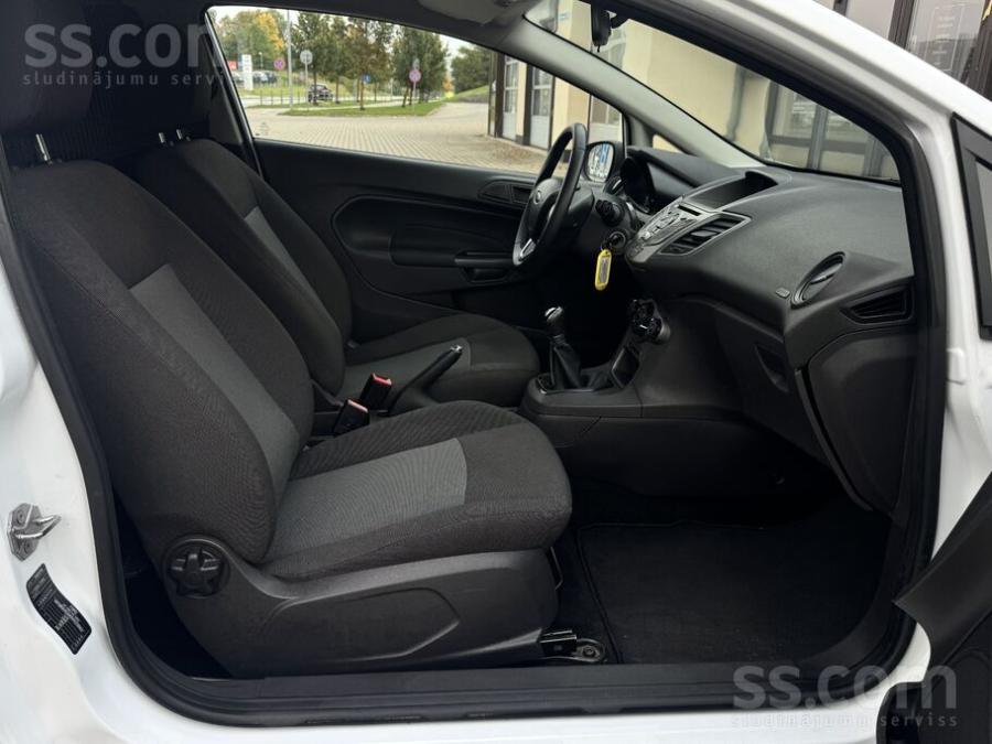 Balts Ford Focus 2017 Tukums, ar dzinēja tilpumu 1.50 L un nobraukumu 247 tūkst. km par 3500 €, foto 8 vietnē AUTOMOTO.COM.LV