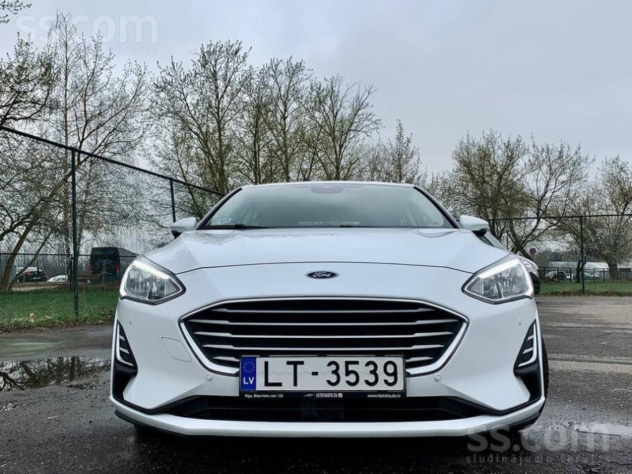 Balts Ford Focus 2018 Rīga, ar dzinēja tilpumu 1.00 L un nobraukumu 0 tūkst. km par 7890 €, foto 2 vietnē AUTOMOTO.COM.LV