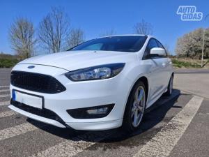 White Ford Focus 2018 in Sirvintos, with an engine capacity of 1.50 L and mileage of 170 thousand km for 10500 €, photo 5 on AUTOMOTO.COM.LV