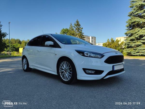 White Ford Focus 2018 in Sirvintos, with an engine capacity of 1.60 L and mileage of 173 thousand km for 11500 €, photo 7 on AUTOMOTO.COM.LV