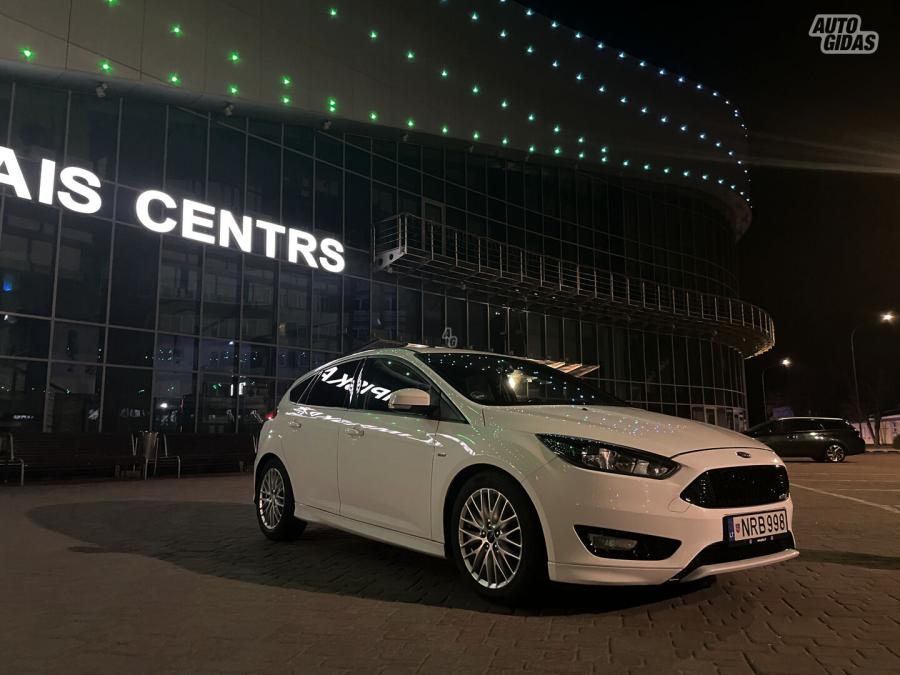 Balts Ford Focus 2018 Širvintos, ar dzinēja tilpumu 1.60 L un nobraukumu 173 tūkst. km par 11500 €, foto 16 vietnē AUTOMOTO.COM.LV