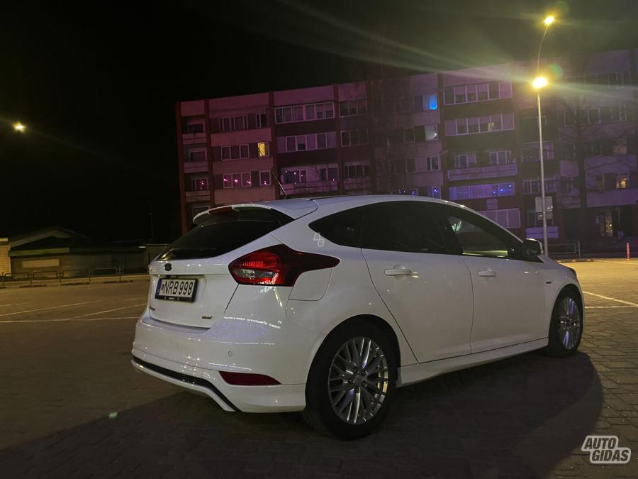 Balts Ford Focus 2018 Širvintos, ar dzinēja tilpumu 1.60 L un nobraukumu 173 tūkst. km par 11500 €, foto 20 vietnē AUTOMOTO.COM.LV