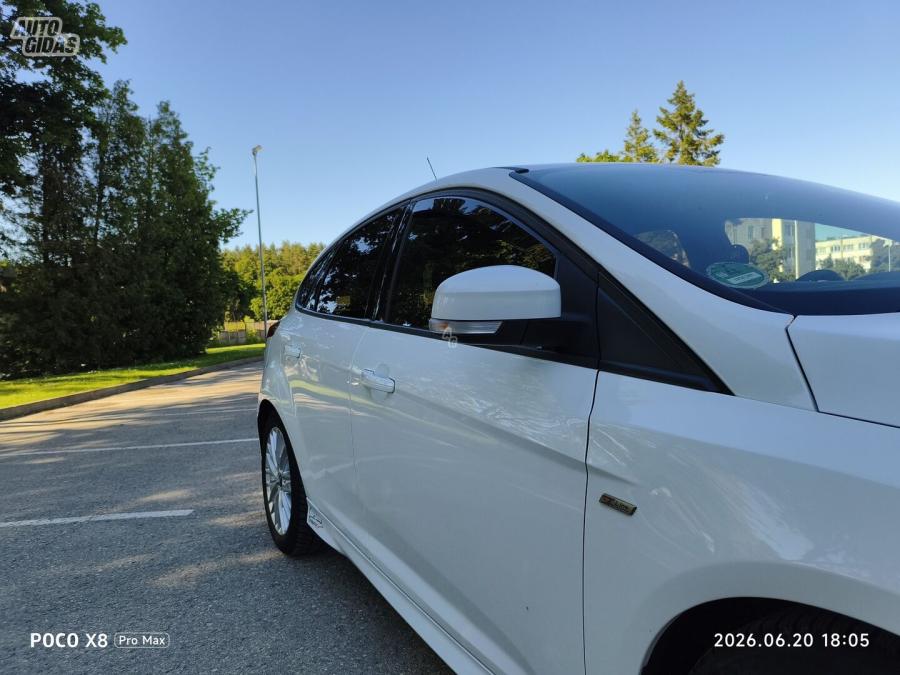 Balts Ford Focus 2018 Širvintos, ar dzinēja tilpumu 1.60 L un nobraukumu 173 tūkst. km par 11500 €, foto 24 vietnē AUTOMOTO.COM.LV