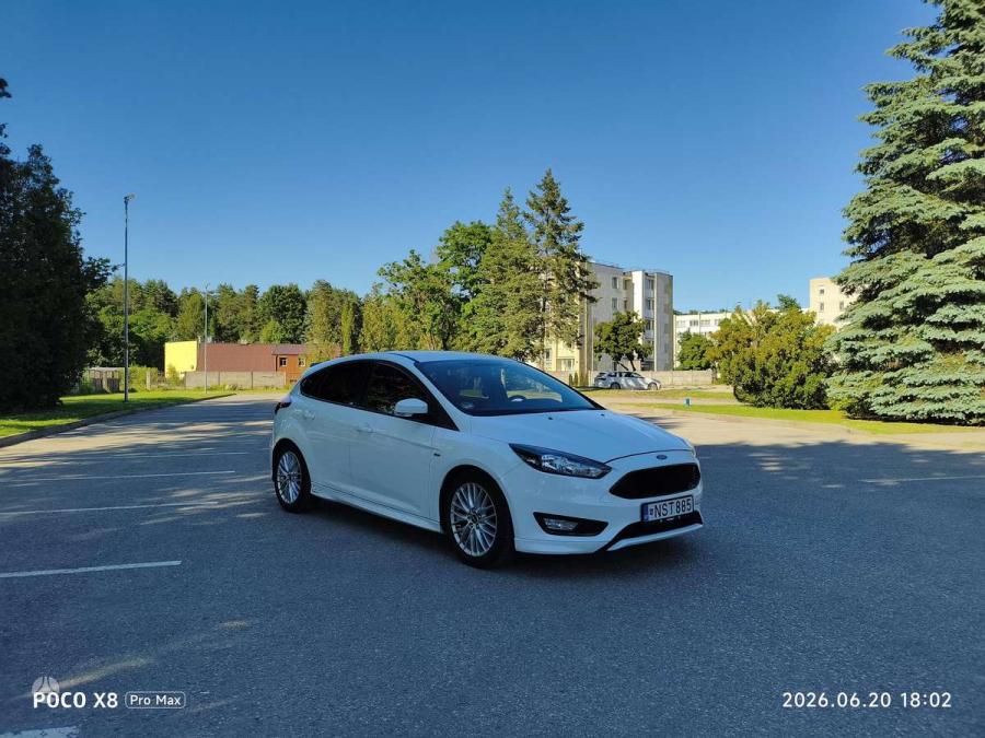 White Ford Focus 2018 in Sirvintos, with an engine capacity of 1.50 L and mileage of 173 thousand km for 8000 €, photo 11 on AUTOMOTO.COM.LV
