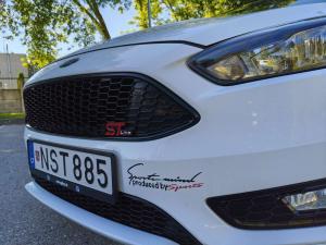 White Ford Focus 2018 in Sirvintos, with an engine capacity of 1.50 L and mileage of 173 thousand km for 8000 €, photo 16 on AUTOMOTO.COM.LV