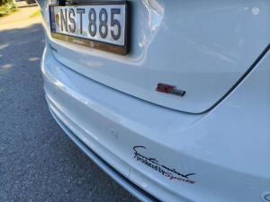 White Ford Focus 2018 in Sirvintos, with an engine capacity of 1.50 L and mileage of 173 thousand km for 8000 €, photo 17 on AUTOMOTO.COM.LV