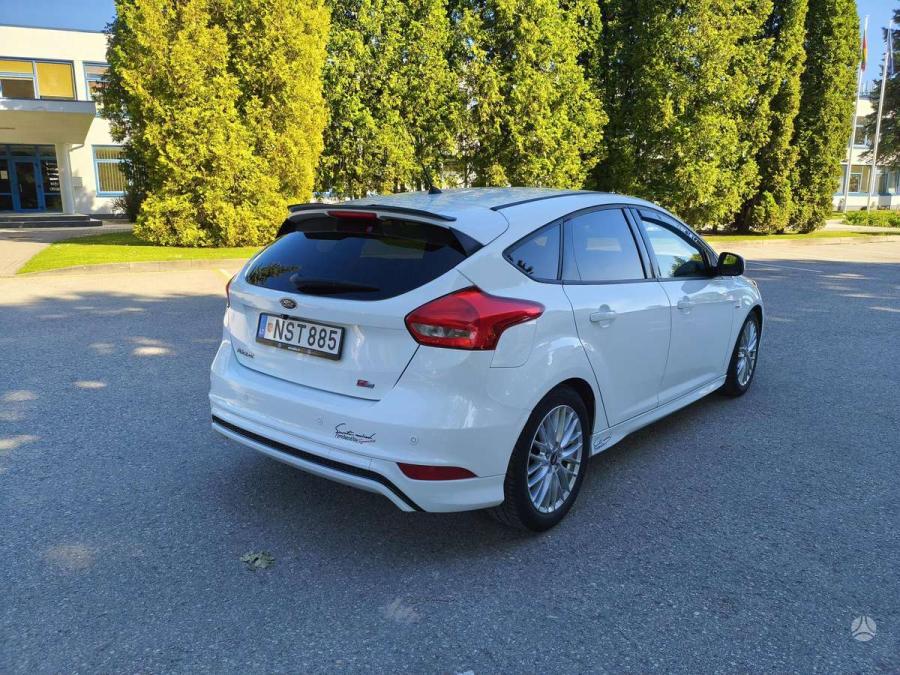 White Ford Focus 2018 in Sirvintos, with an engine capacity of 1.50 L and mileage of 173 thousand km for 8000 €, photo 20 on AUTOMOTO.COM.LV