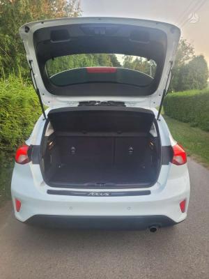 White Ford Focus 2019 in Vilkaviskis, with an engine capacity of 1.50 L and mileage of 260 thousand km for 7500 €, photo 9 on AUTOMOTO.COM.LV